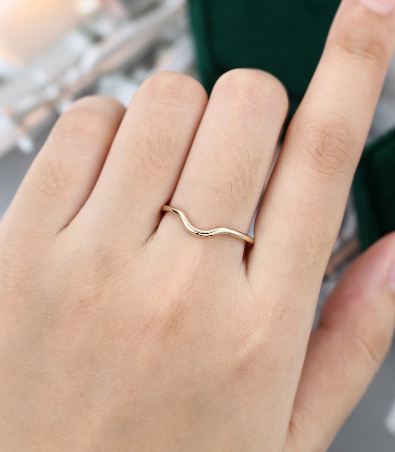 Curved wedding band women vintage yellow gold simple halo ring | Etsy