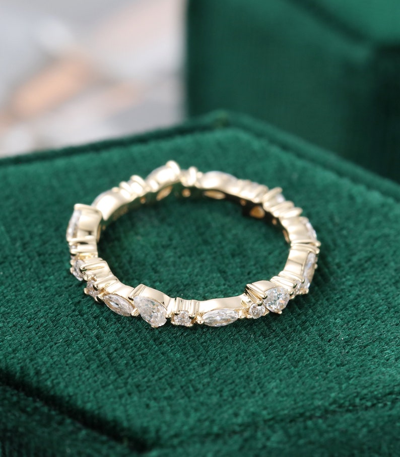 Unique wedding band women Vintage wedding band yellow gold | Etsy