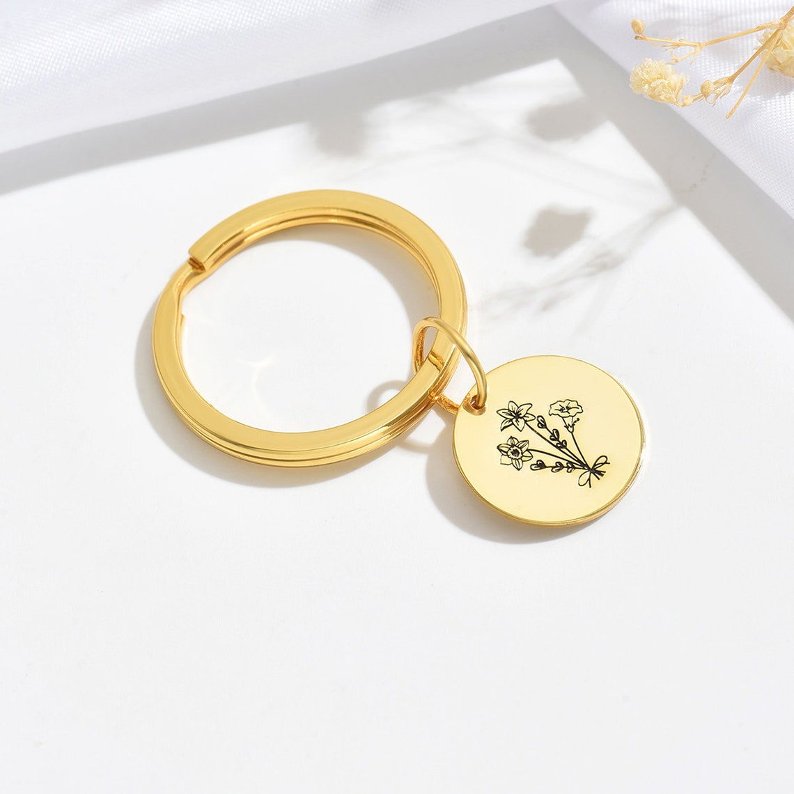 Birth Flower Bouquet Keychain, Combined Birth Flower Keychain, Unique ...