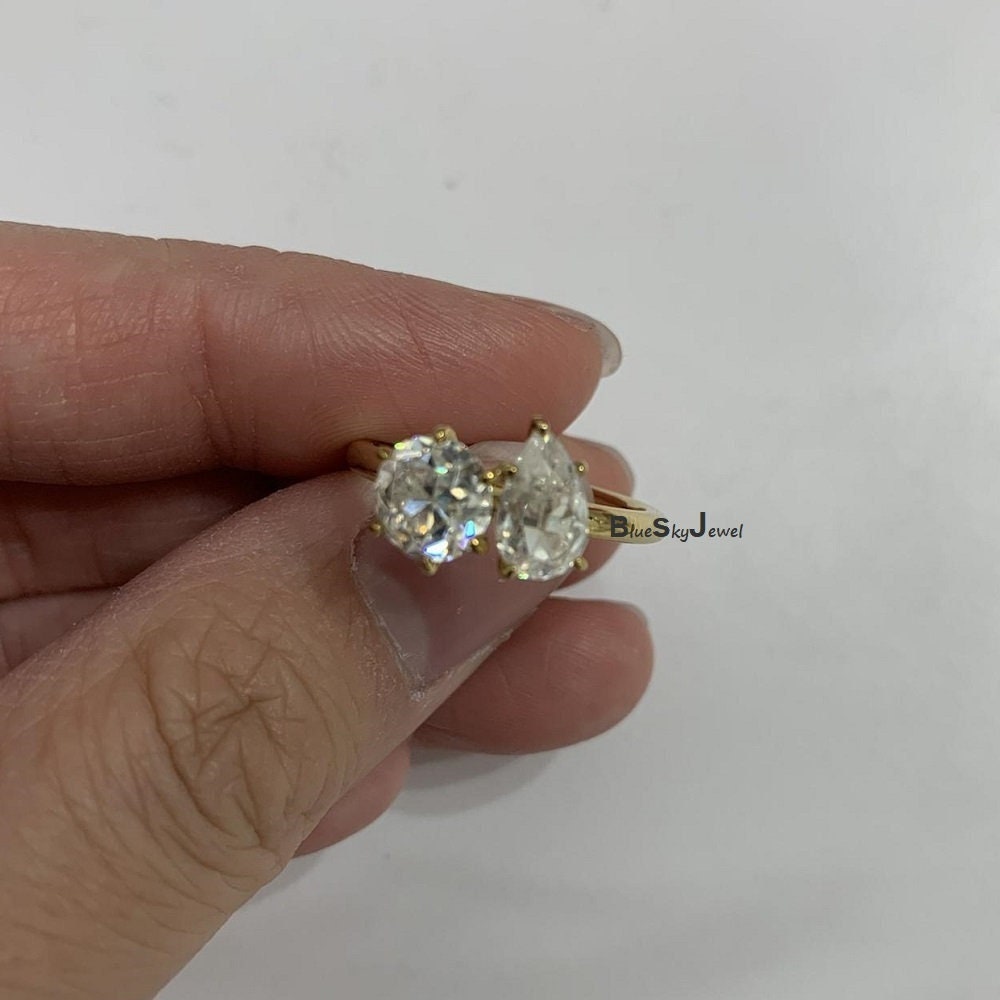 2.5 Carat Double Stone Engagement Ring Pear Cut and Round Cut - Etsy