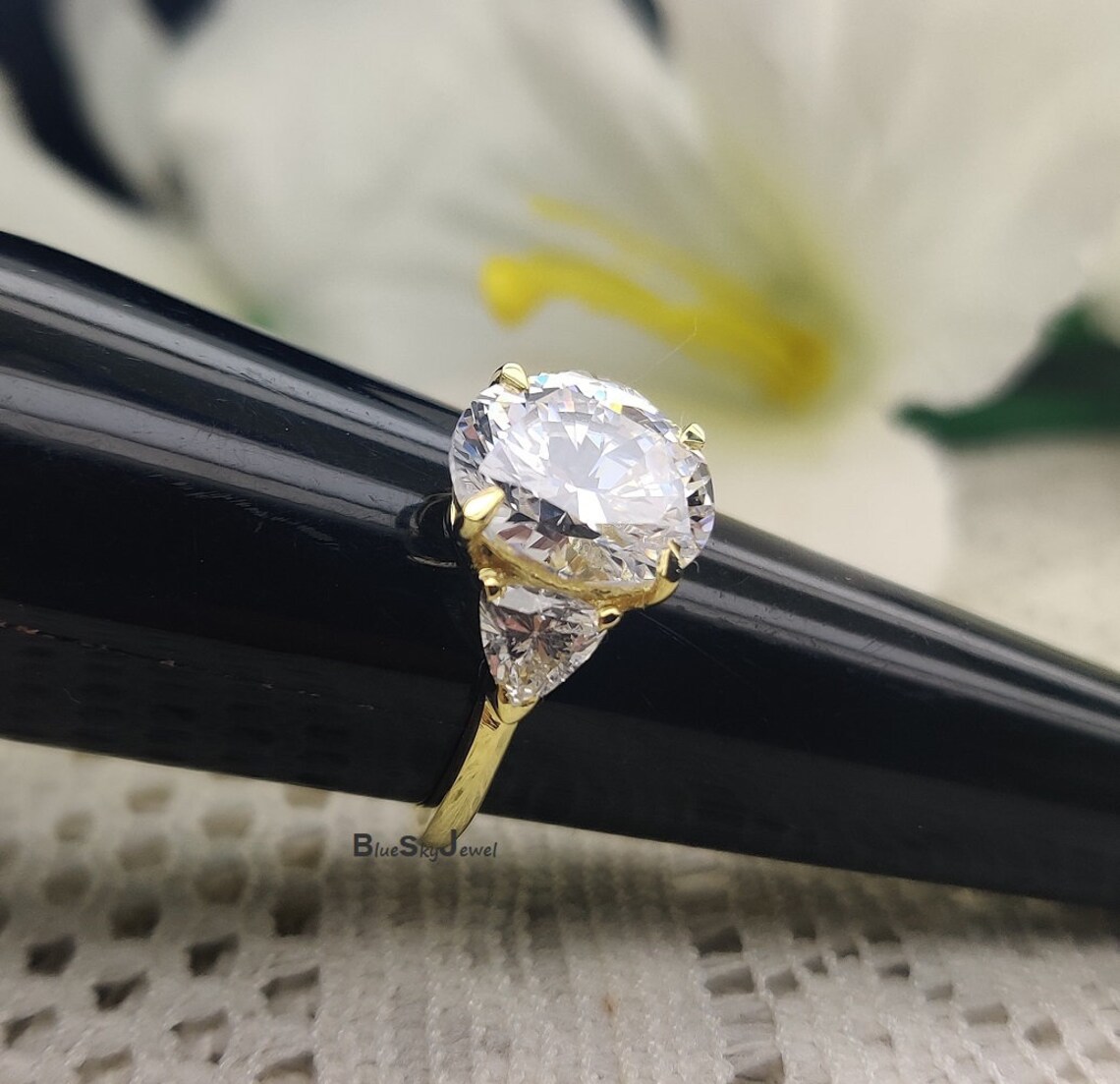 Yellow Gold Oval Cut Engagement Ring 11x9 Mm Oval Ring 2 Ctw - Etsy