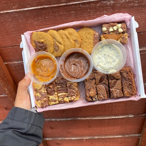 Dipping Box Brownies/blondies/cookies Postal Edible Letterbox - Etsy UK
