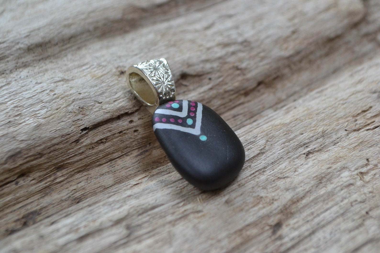 Pendentif de galets de plage / Collier artisanal artisanal en | Etsy