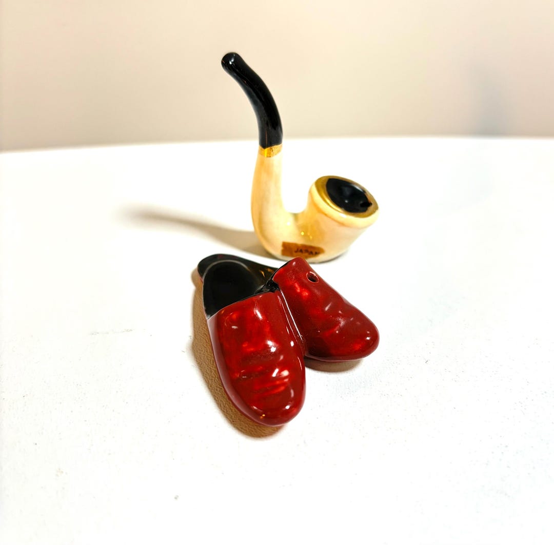 Arcadia Mini Slippers and Pipe Salt and Pepper Shakers - Etsy