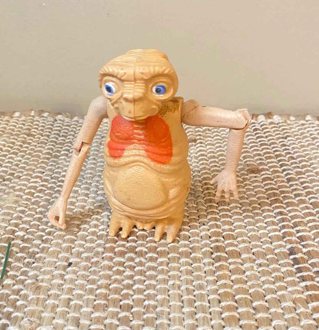 1982 Plastic ET Action Figure/ Moveable Arms and Neck - Etsy