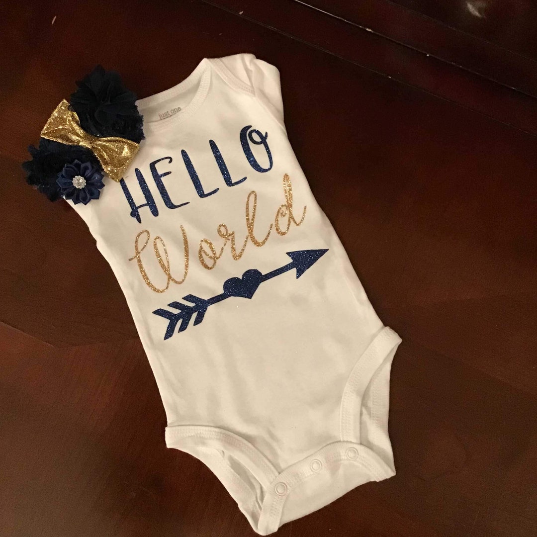Hello World Newborn Girl Welcome Home Shirt, Photo Pro, Baby Shower ...
