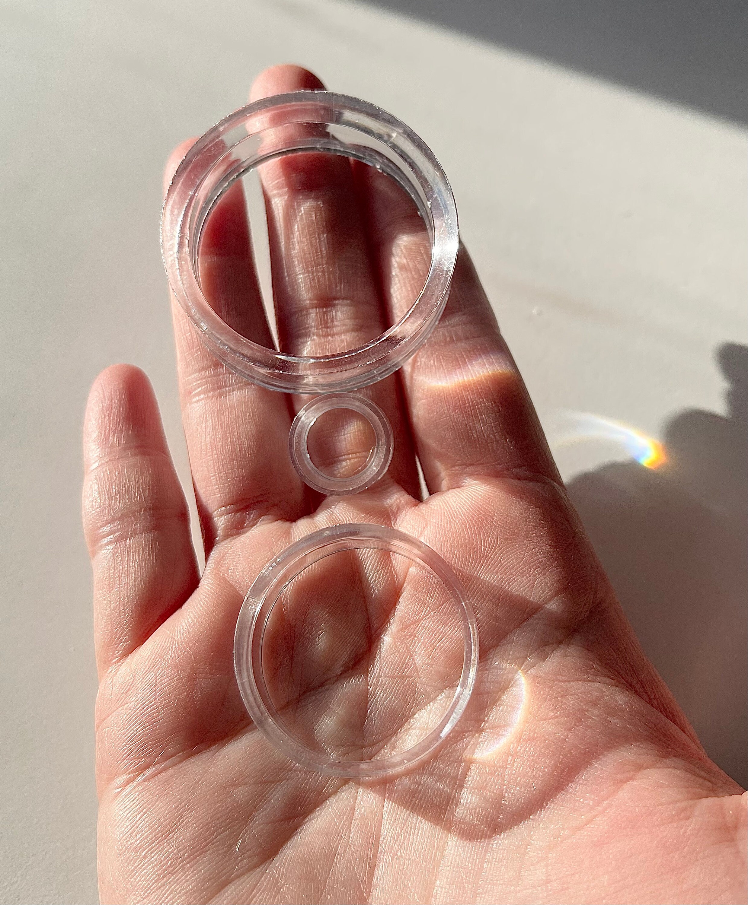 One (1) Plastic Clear Sphere Stand, Crystal Ball Sphere Stand Crystal ...