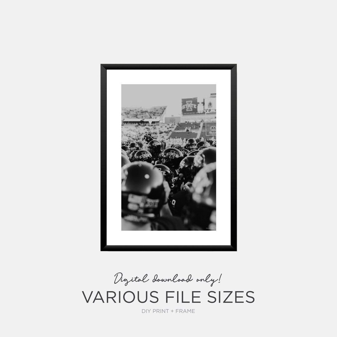 NFL Football Team Huddle: Inspiring Black & White Poster Download for ...