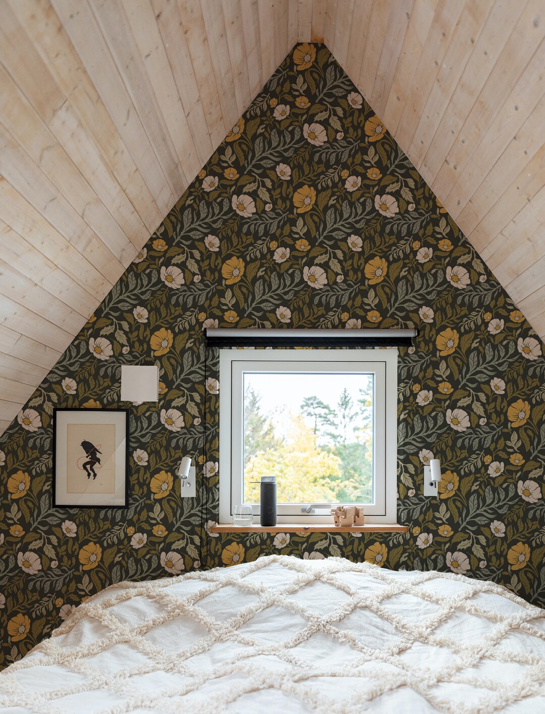 Tossed Flowers Wallpaper / Hand Drawn Floral Design / Floral Feature ...