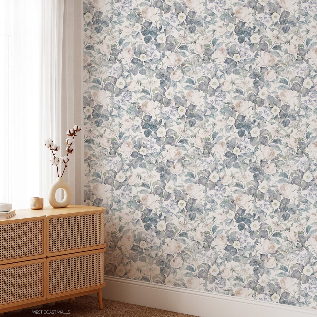 Blue Vintage Floral Wallpaper / Floral Feature Wall / Muted Blooms ...