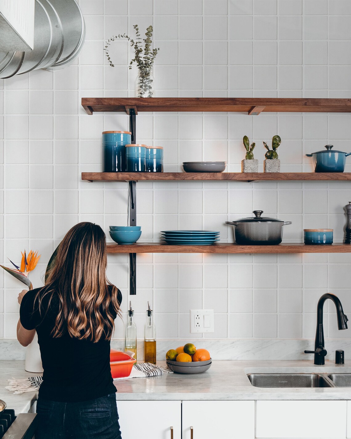 White Square Tile Wallpaper / Tile Wallpaper / Irregular Shape Tile ...