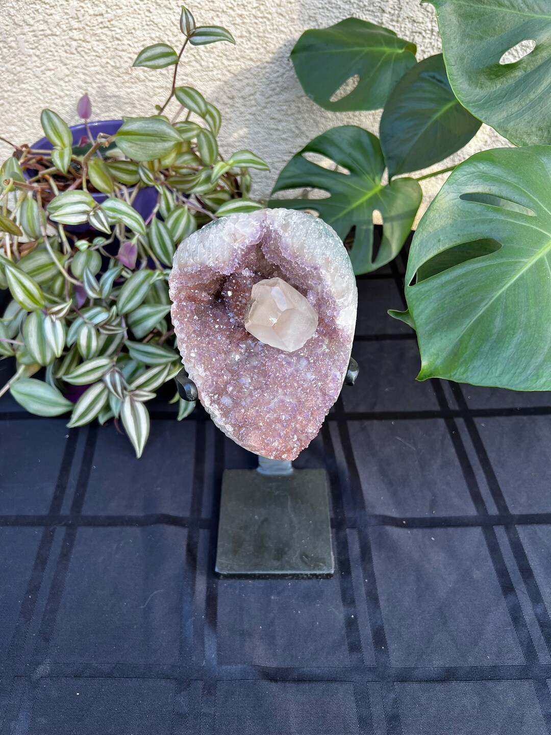 Amethyst With Two-growth White Calcite (druzy Calcite & Gem Calcite) on ...