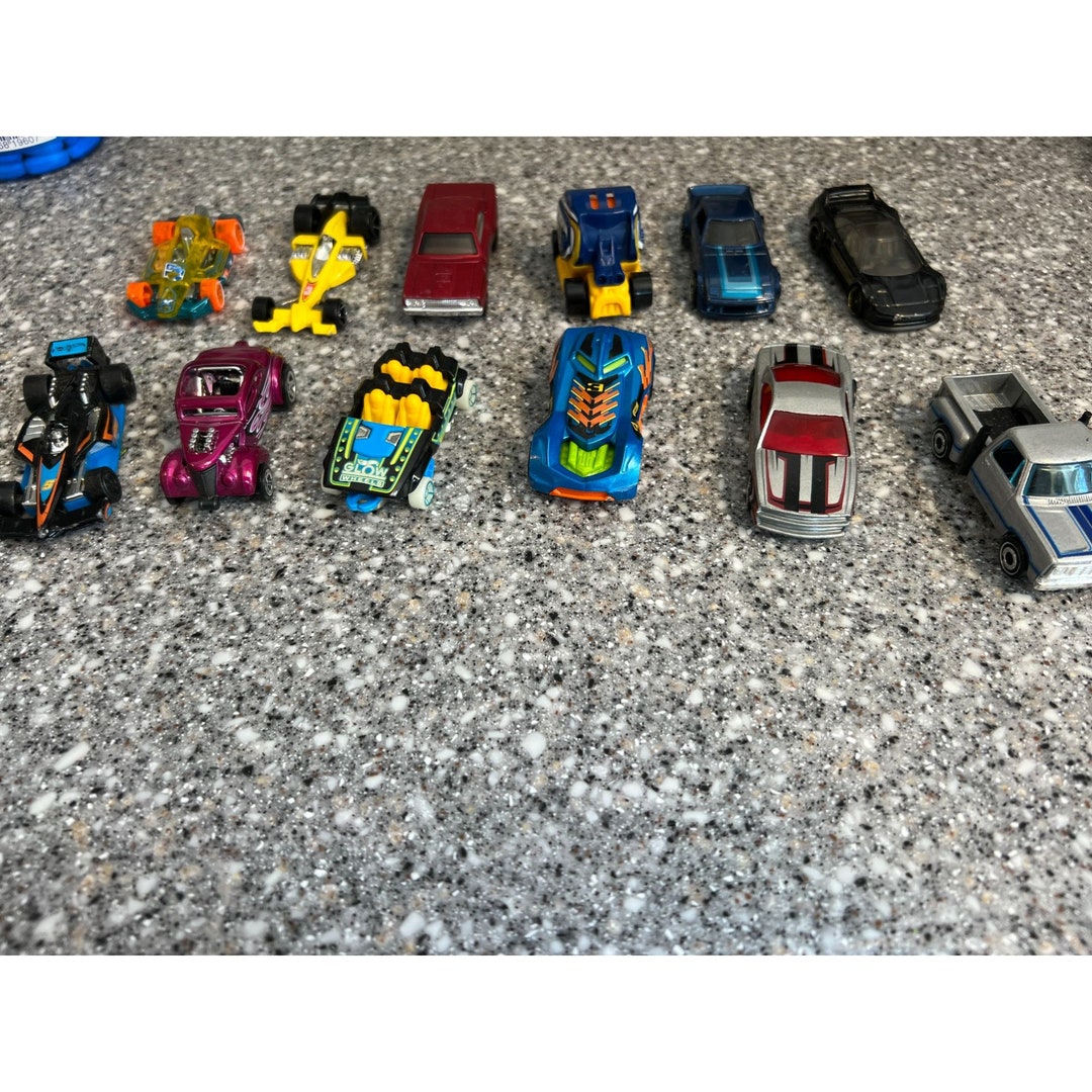 Vintage Modern Lot of 12 Hot Wheels Car Loose Emoticar RD-03 Arrow ...