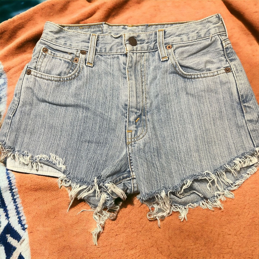Vintage 505 Levis Denim Cut off Bootie Shorts Daisy Dukes Hot Pants ...