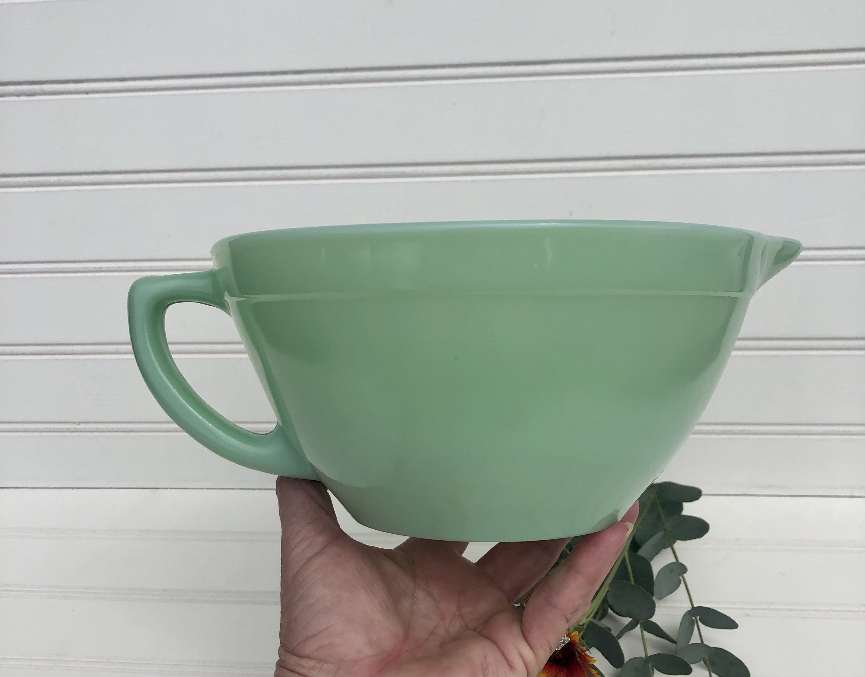 Vintage Jadeite Green Fire King Batter Bowl with Handle & Pour | Etsy