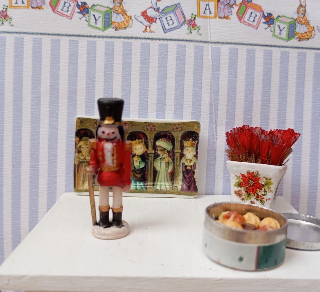 Miniature Nutcracker 1/12.dolls House Miniature Christmas Nutcracker ...