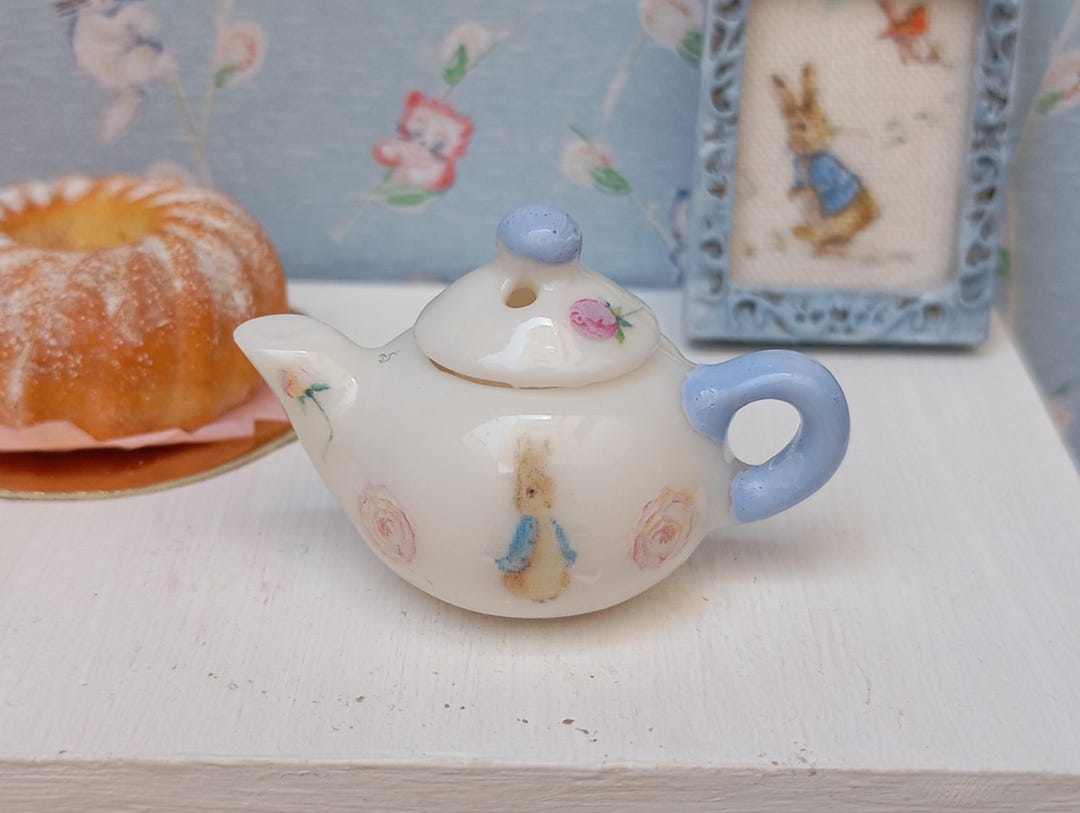 1.12 Scale Peter Rabbit Dollhouse Miniatures. Dollhouse Peter Rabbit ...