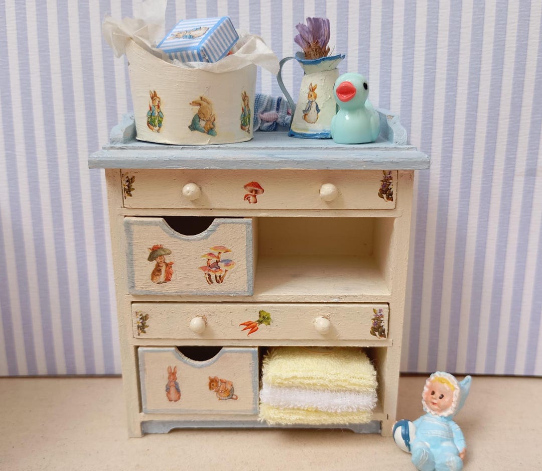 Peter Rabbit Dollhouse Miniatures.changing Table 1:12/ Baby Basket ...