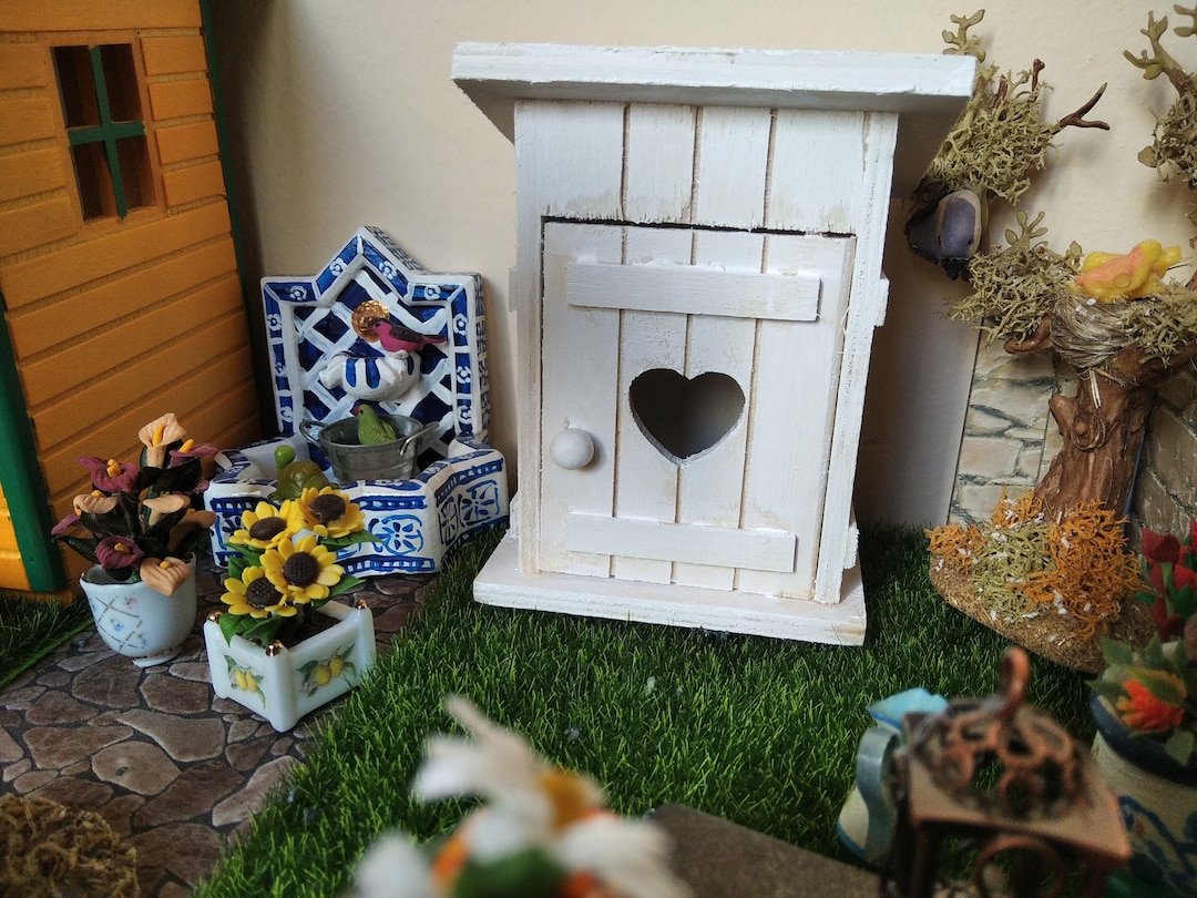 Dollhouse Pantry. Shabby Chic Miniature 1.12 Scale. Wooden Shed.play ...