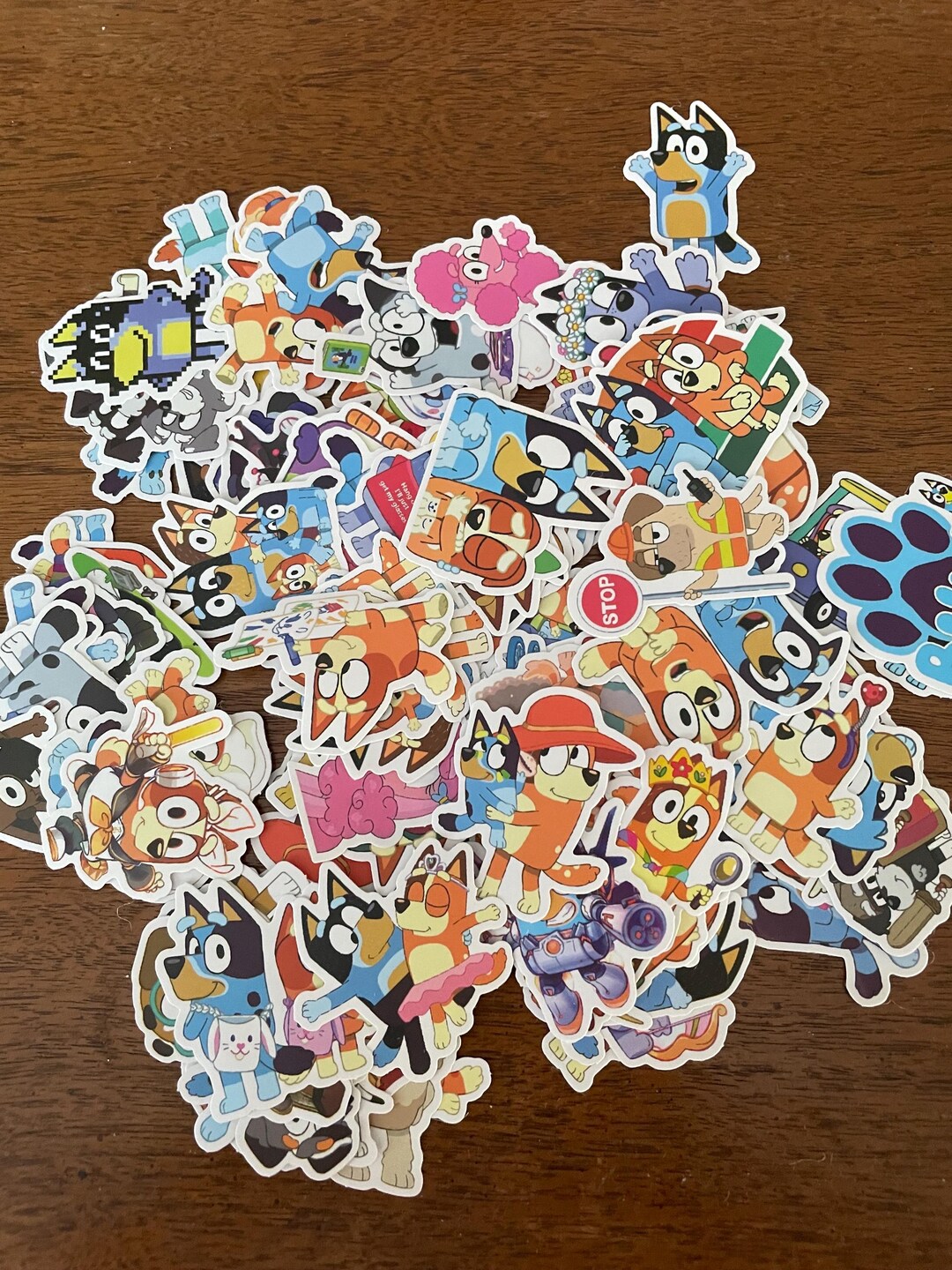 Bluey Sticker Lot 100 Bluey Stickers Party Favor Fun for Crafts - Etsy