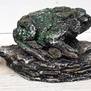 Funky Toads, Concrete Toads, Set of 3, 4in(10cm), Garden Toad, Concrete ...
