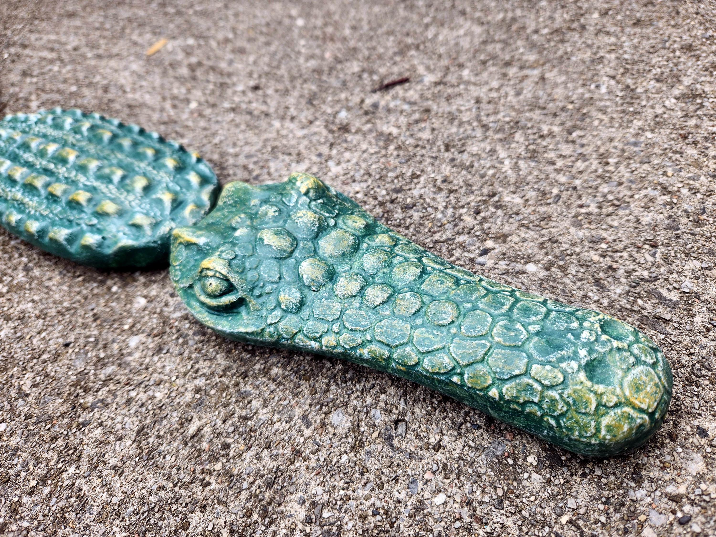Concrete Gator, 30 In., Alligator Statue, Concrete Alligator, Garden ...