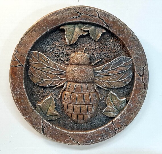 Bee Plaque 10.5 26 Cm Bee Medallion Garden Plaque Garden - Etsy