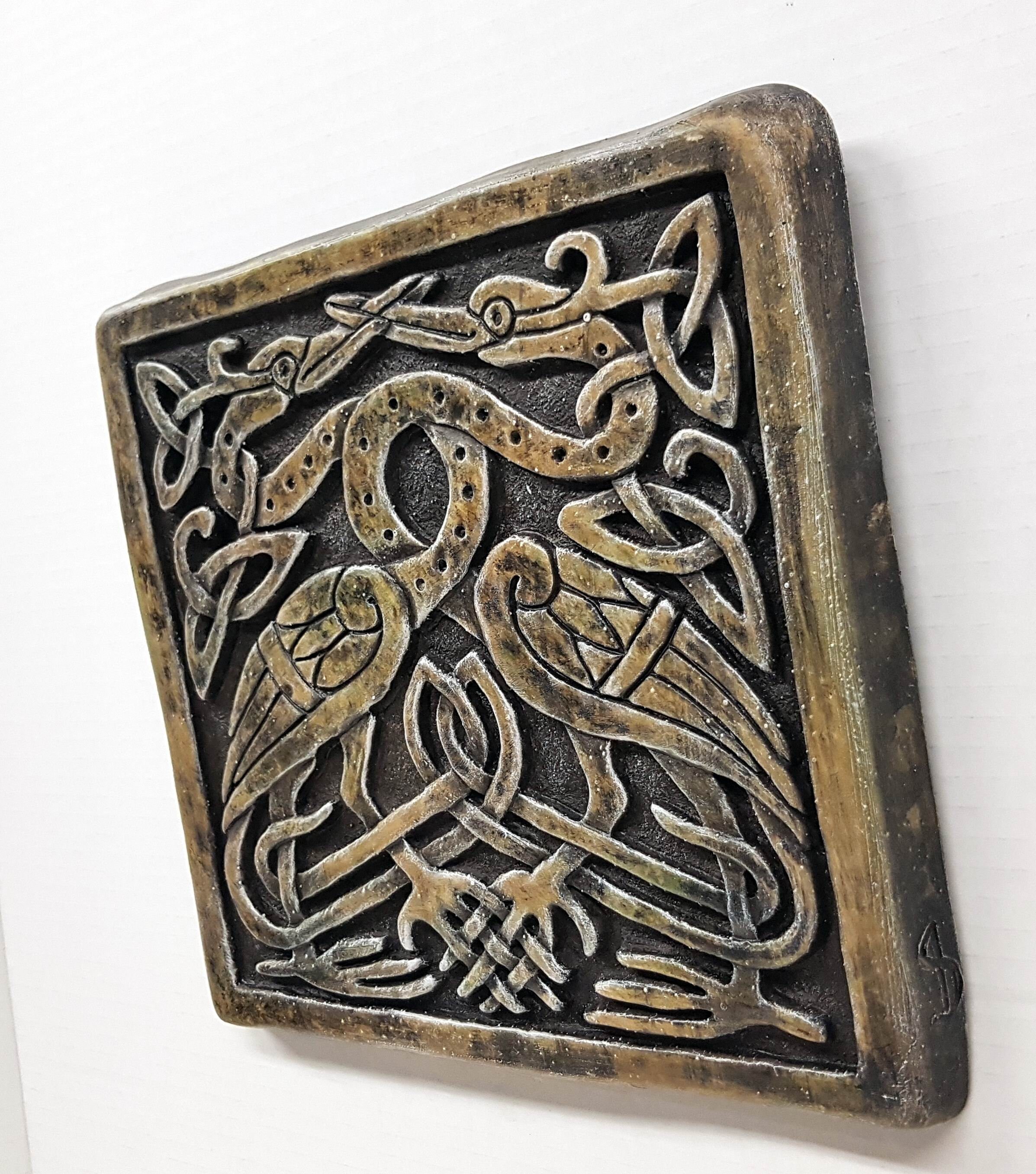 Celtic Mobius Cranes 9 in 22 Cm Medieval Stone Sculpture - Etsy Canada