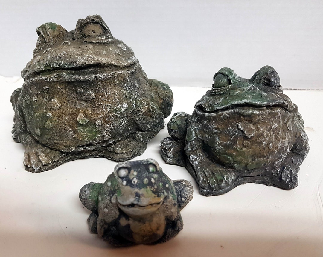 Funky Toads, Concrete Toads, Set of 3, 4in(10cm), Garden Toad, Concrete ...