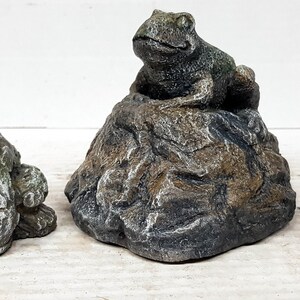 Funky Toads, Concrete Toads, Set of 3, 4in(10cm), Garden Toad, Concrete ...