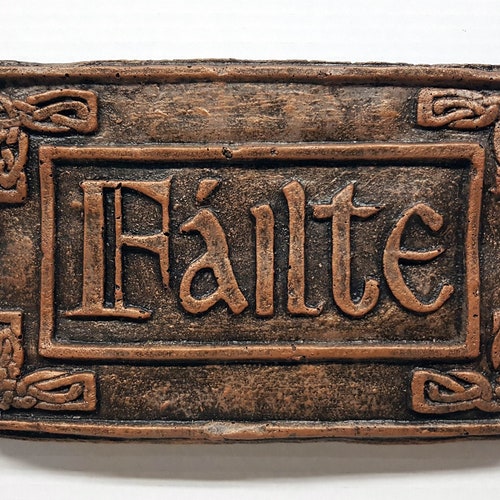 Irish Welcome Failte Personalized Sign - Etsy