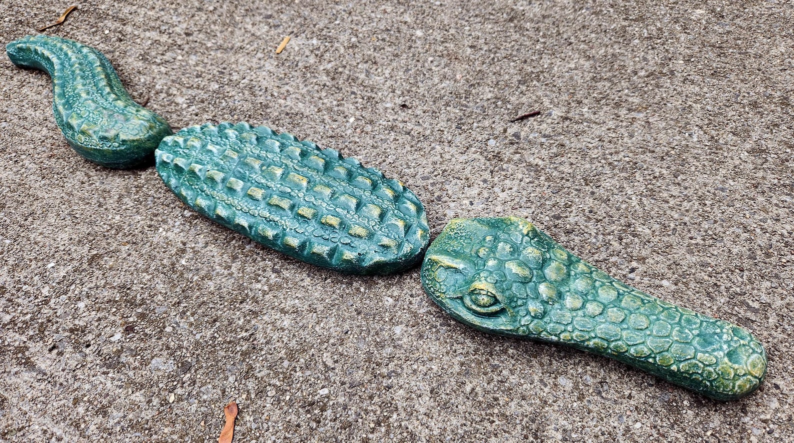 Concrete Gator, 30 In., Alligator Statue, Concrete Alligator, Garden ...
