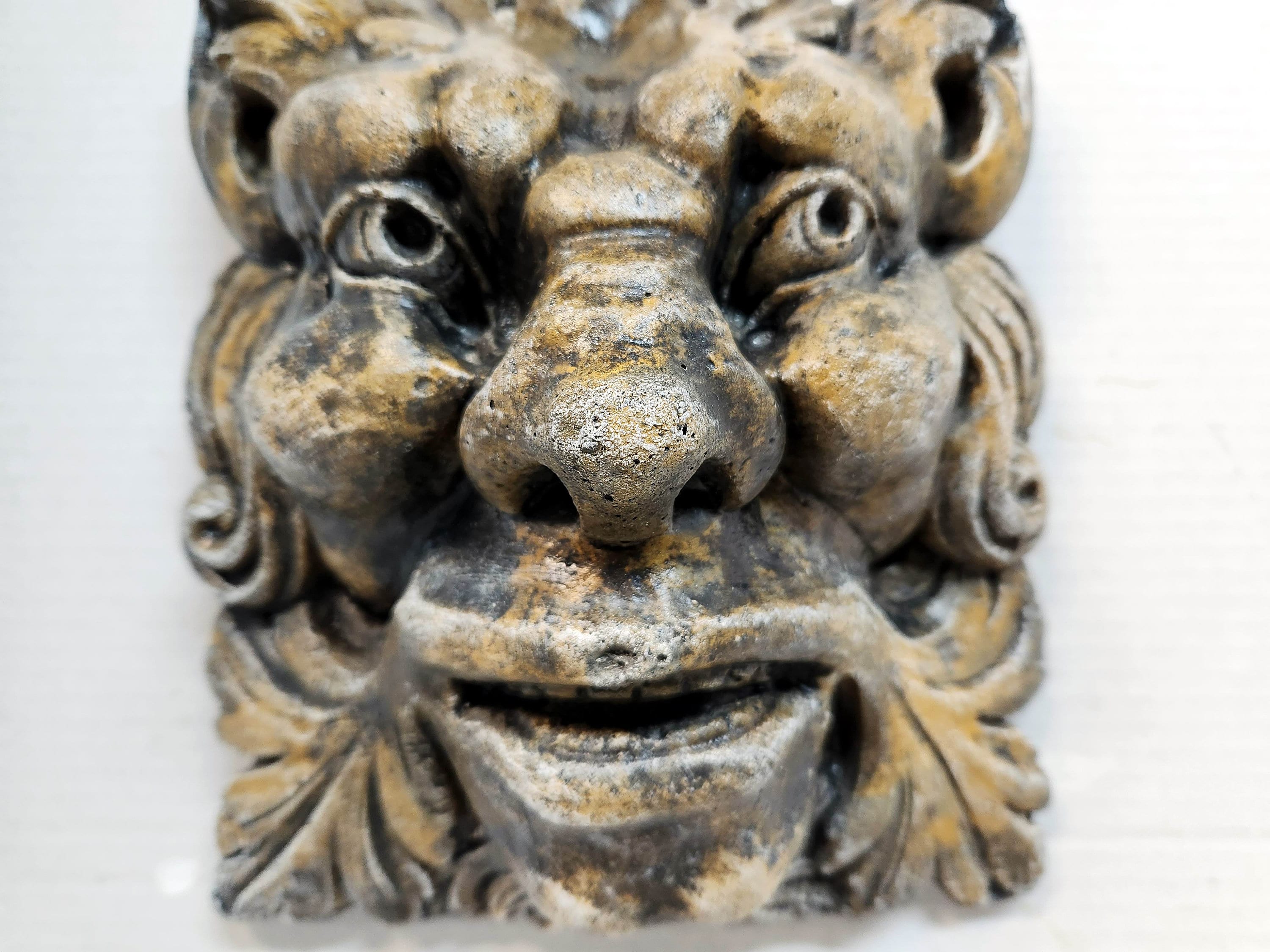 Garden Tree Face, Concrete Grotesque, Grotesque Tree Mask, Greenman ...
