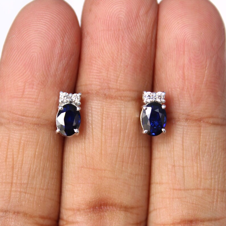 Blue Sapphire Earrings-sapphire Stud Earrings-tiny Cluster - Etsy