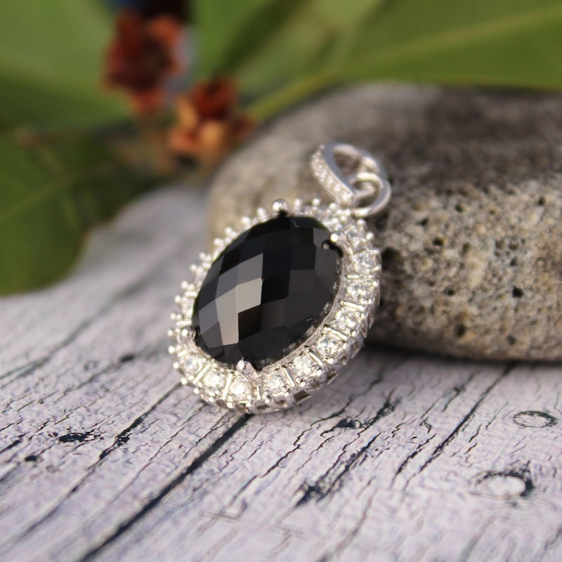Black Spinel Pendant - Etsy