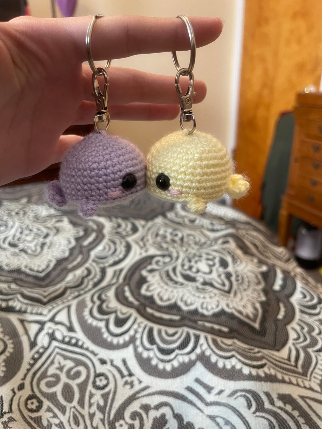 Whale Kissy Keychains (pair) - Etsy