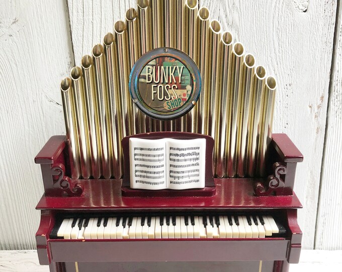 Vintage Mr. Christmas Mr. Christmas Gold Label Musical Organ , Musical ...