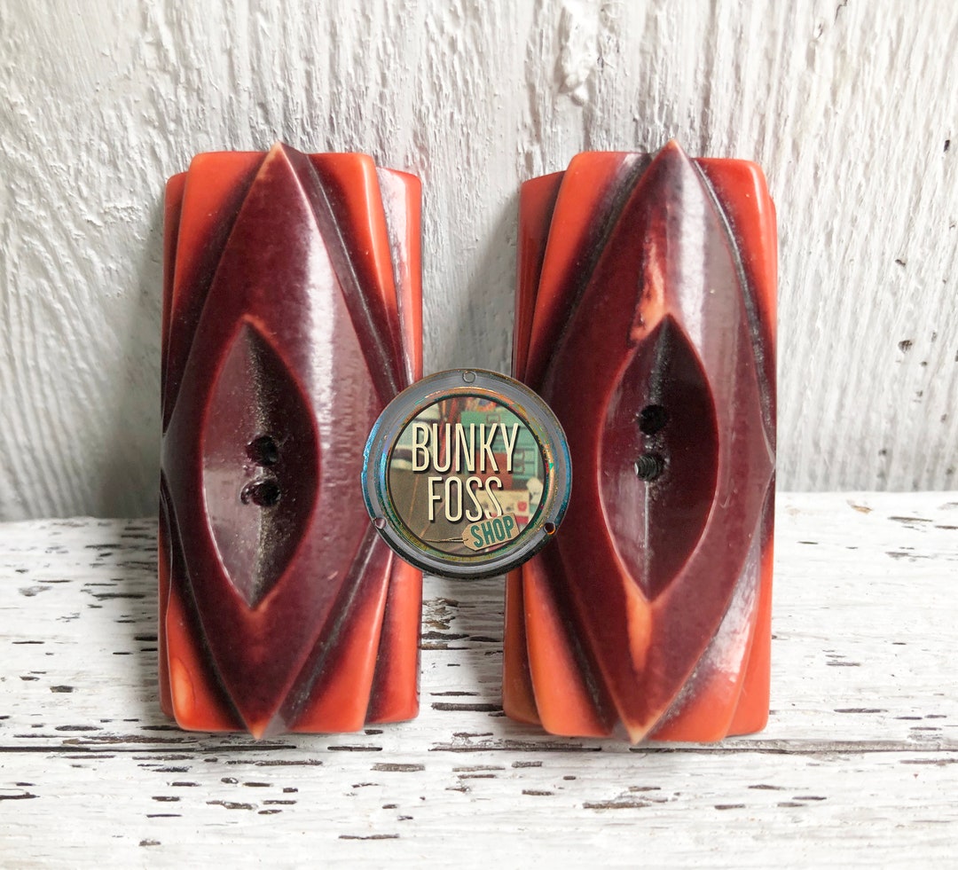 RARE! Vintage Art Deco Carved Rectangular Bakelite Buttons, Careved ...