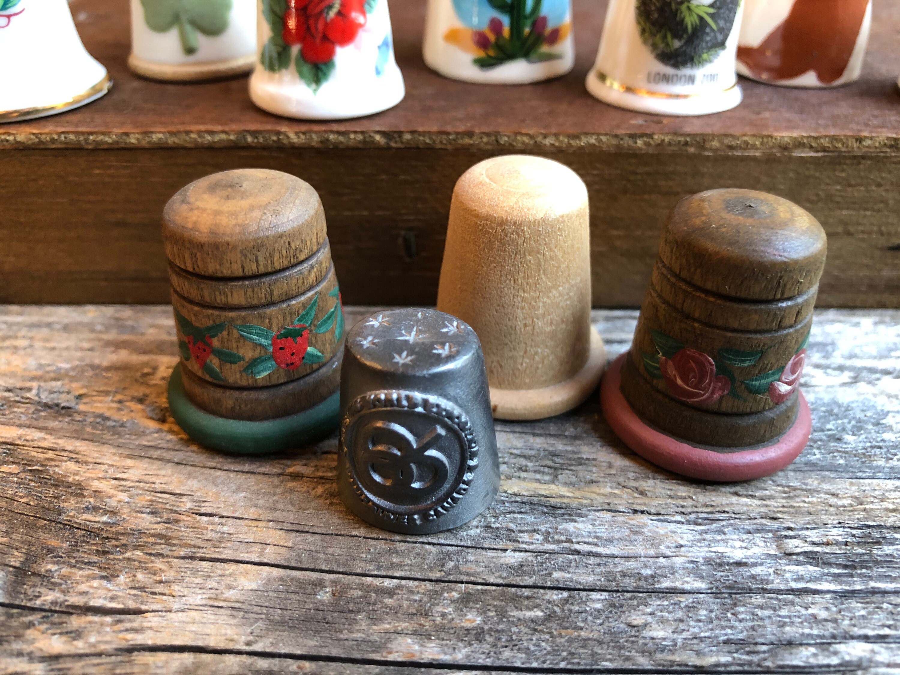 Vintage Thimbles & Wood Holder Set Vintage Thimbles - Etsy