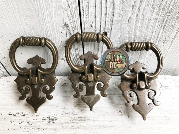 Colonial Silversmith Shop