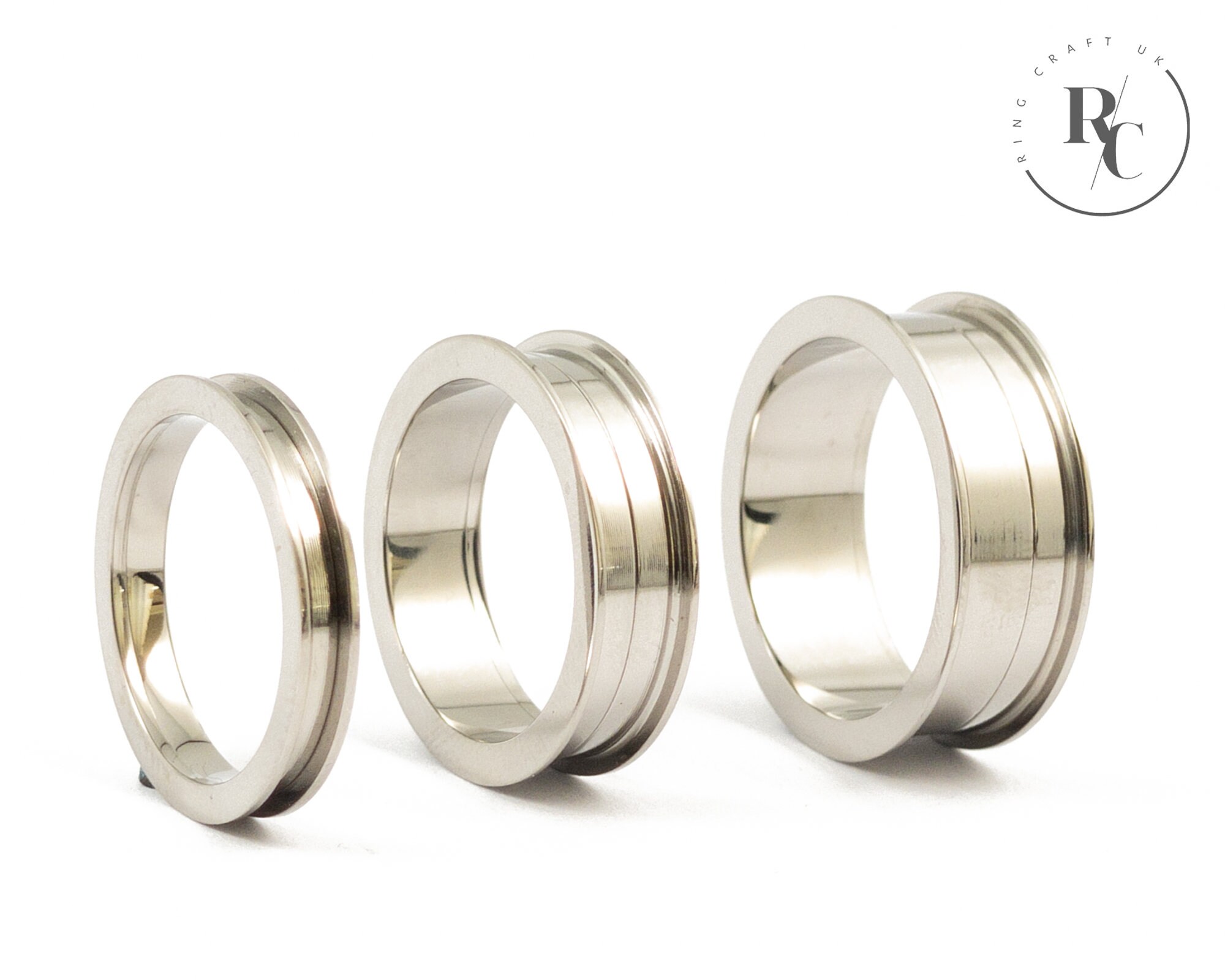 6mm Titanium Ring Core Two Part Screw - Etsy UK