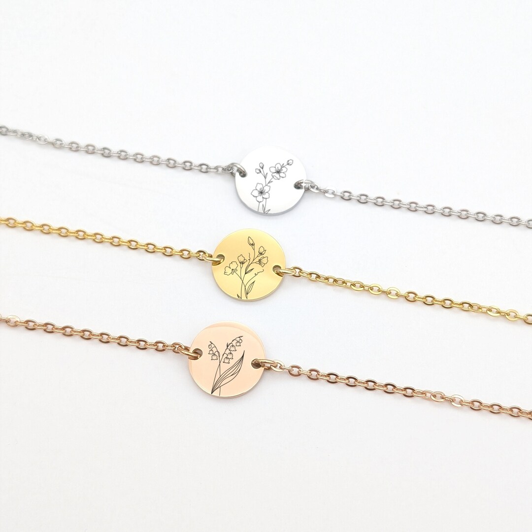 Personalized Chain Bracelet With Medal Engraved With a Birth Flower ...
