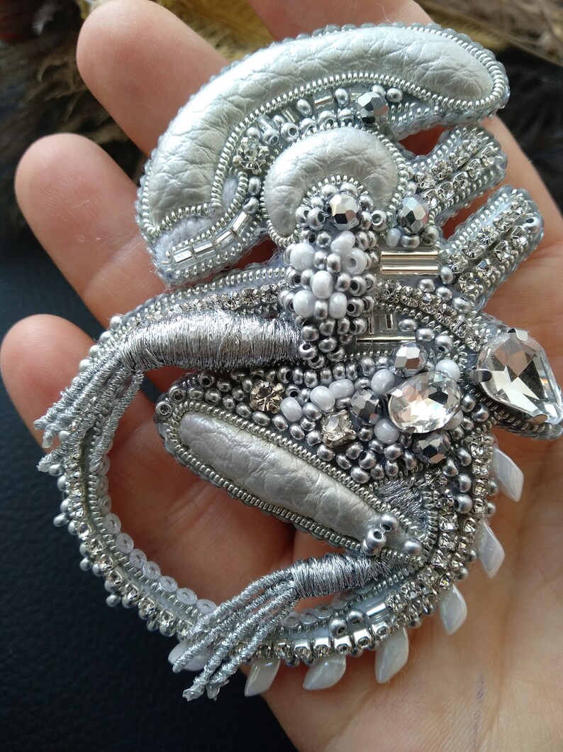 Brooch Silver Alien Xenomorph Horror Creepy Monster Space Pin | Etsy