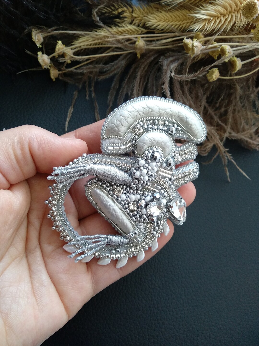 Brooch Silver Alien Xenomorph Horror Creepy Monster Space Pin - Etsy