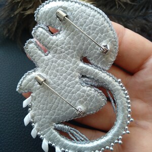 Brooch Silver Alien Xenomorph Horror Creepy Monster Space Pin | Etsy