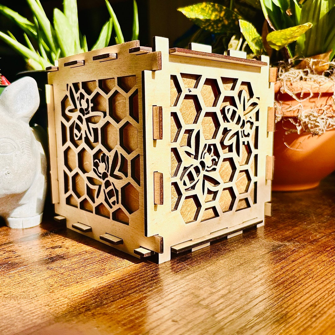 Bee light box, Bee night light, Beehive themed light, Bee home decor ...