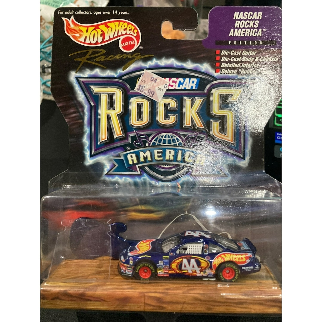 Hot Wheels 1/64 Kyle Petty Pit Crew & NASCAR Rocks Petty Enterprises - Etsy