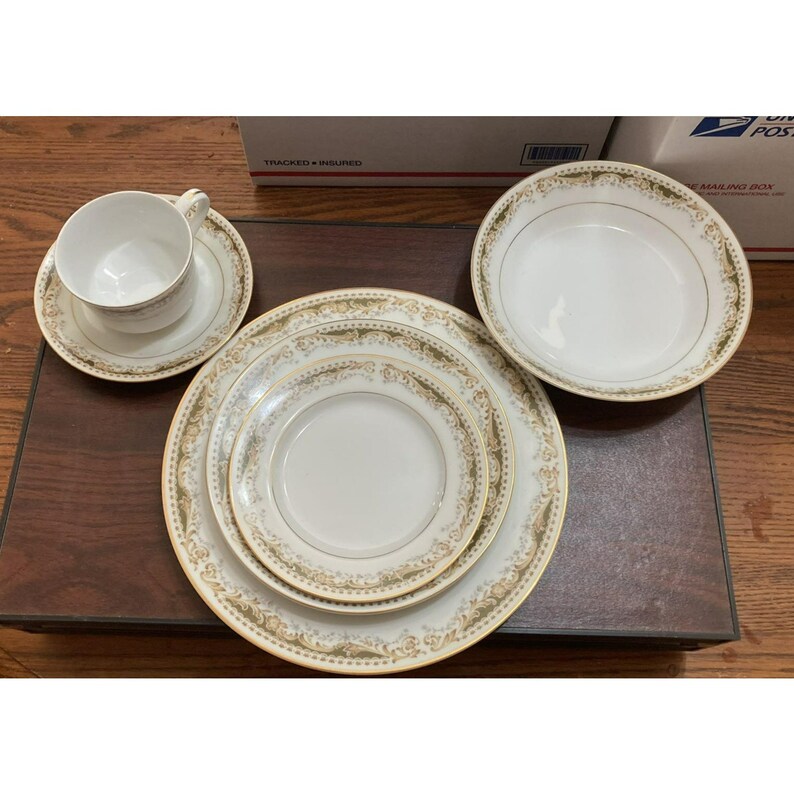 Queen Anne Signature Collection Select Fine China..made in - Etsy