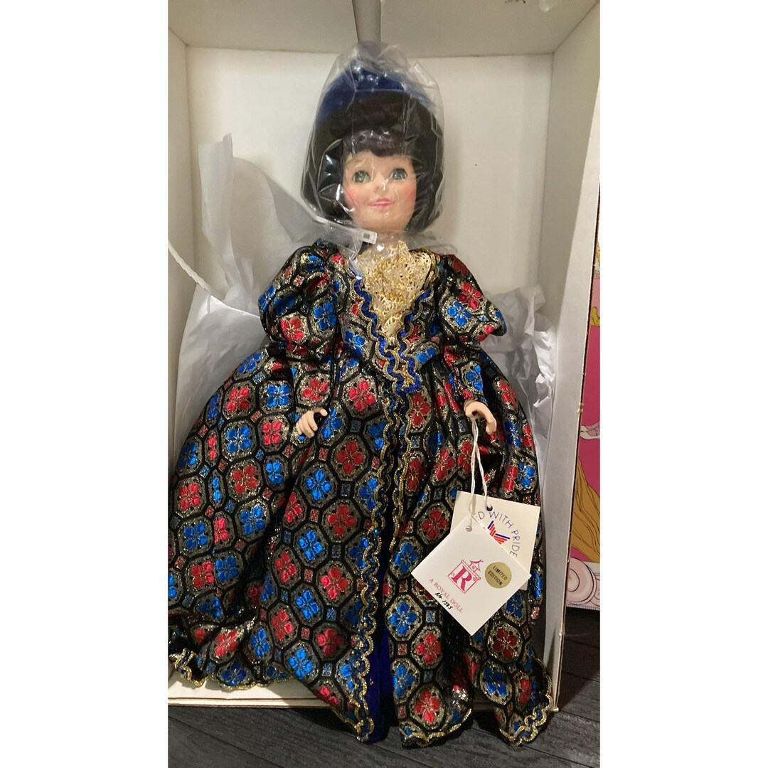La Scala, Royal House of Dolls-opera Series - Etsy
