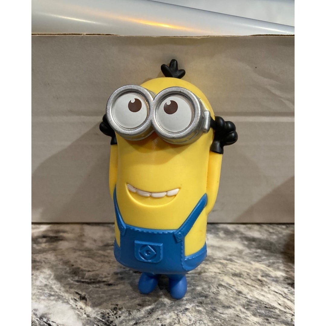 Despicable Me Minions Figure Toy Universal Studios Plastic 4" Tall - Etsy